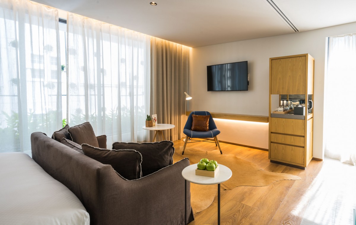Rooms Bangkok Hotel - Ad Lib Hotel Ploenchit Offering Style and Comfort ...